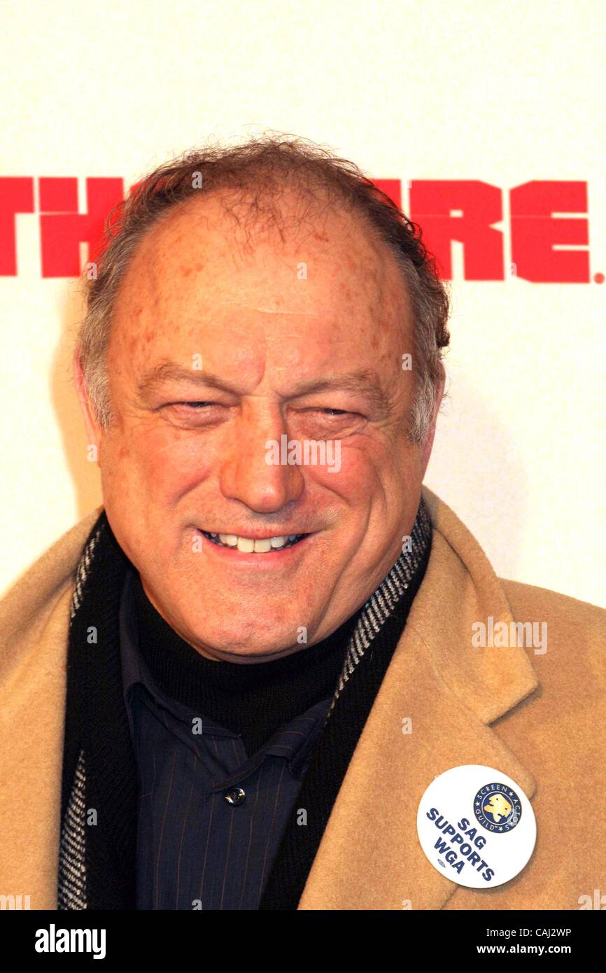 John doman the wire hi-res stock photography and images - Alamy