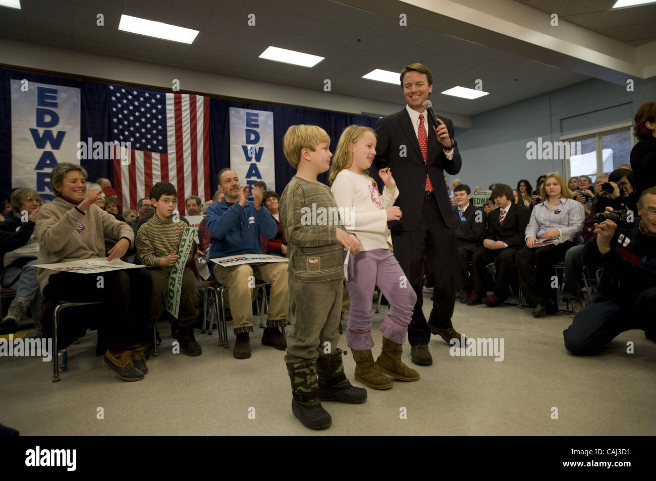 Emma claire edwards jack edwards hi-res stock photography and images ...