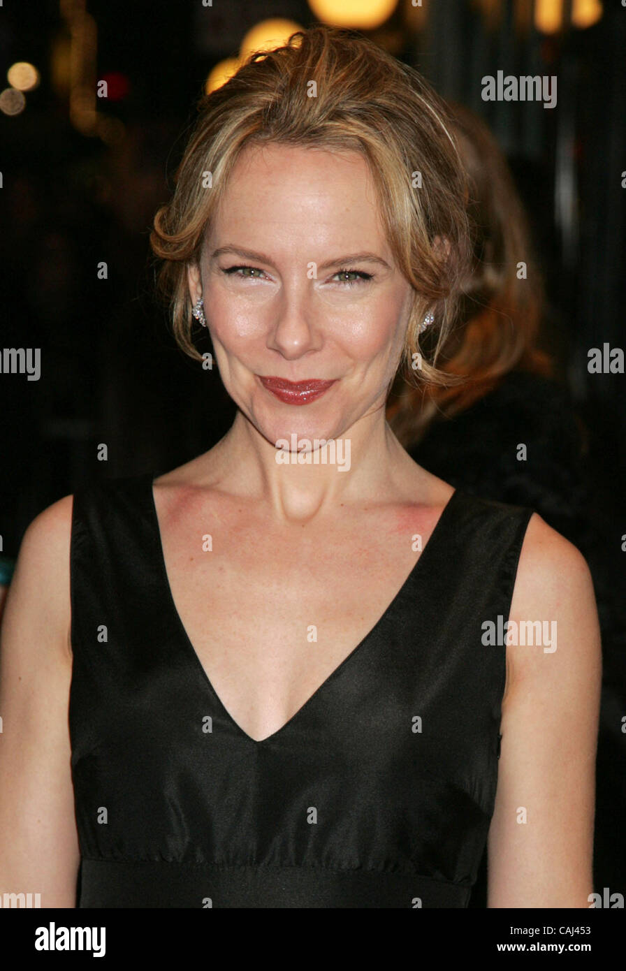 Jan 06, 2008 - New York, NY, USA - Actress AMY RYAN at the 2007 New ...