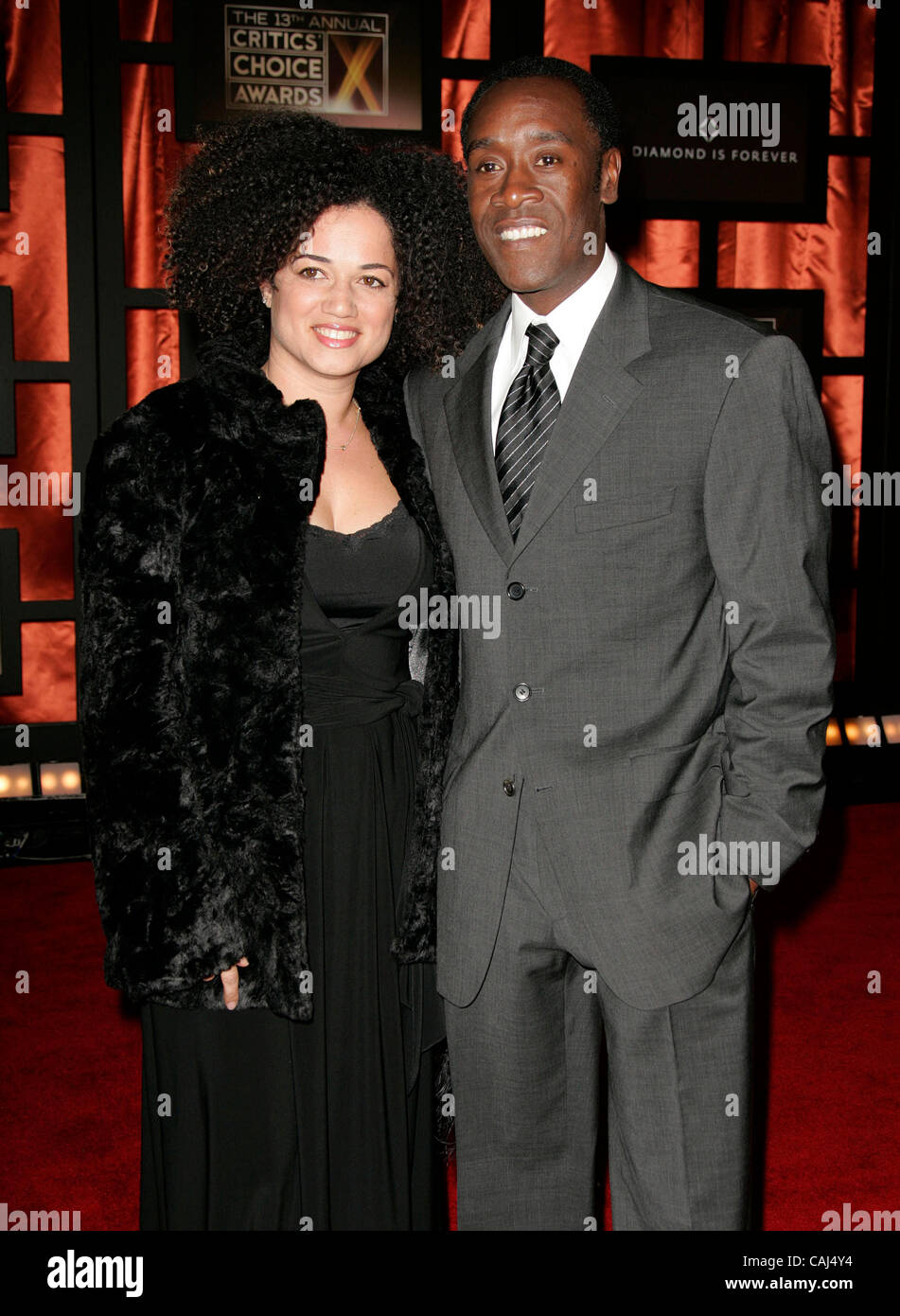 Jan 07, 2008 - Santa Monica, California, USA - Actor DON CHEADLE & WIFE ...