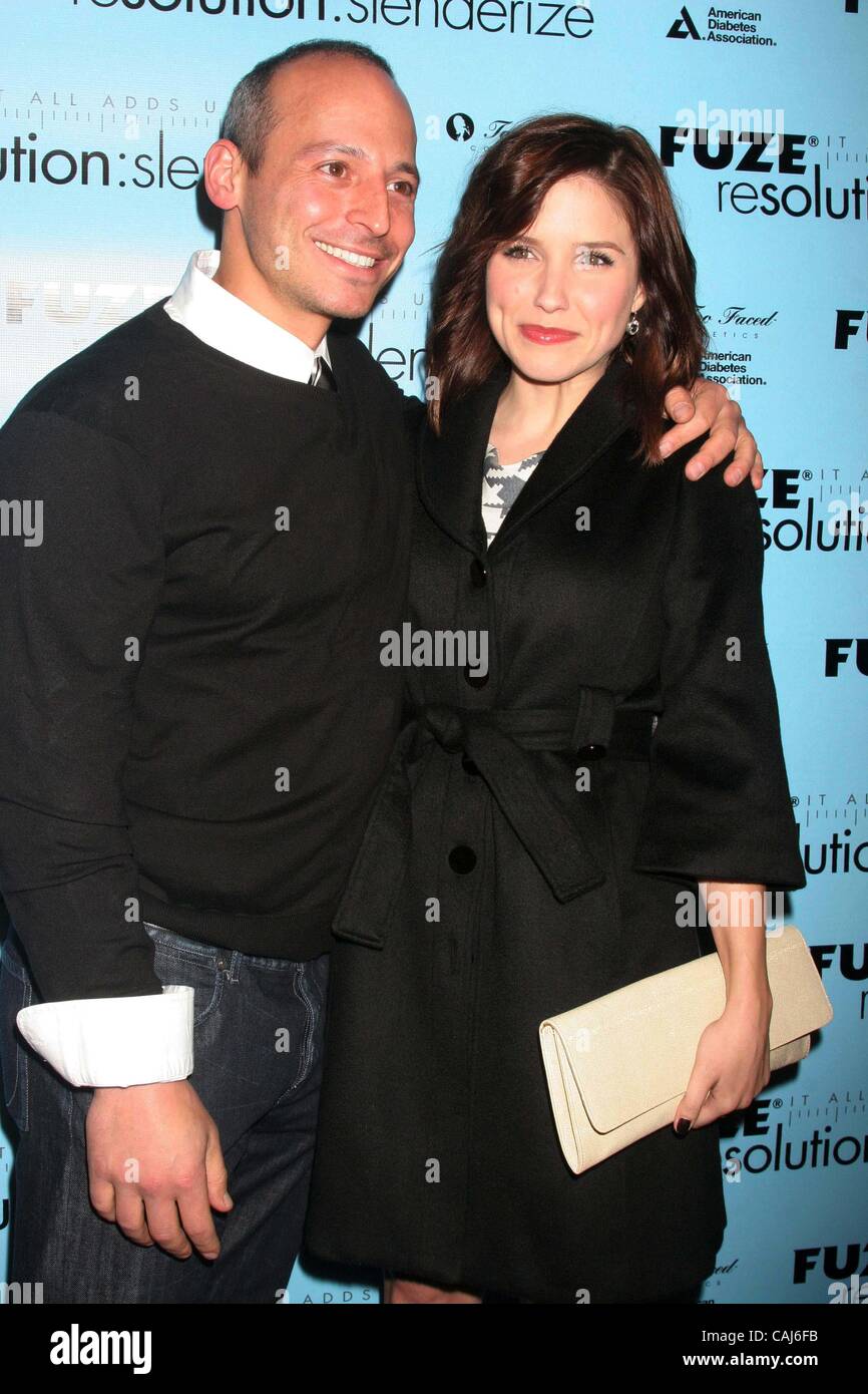 Jan. 9, 2008 - Hollywood, California, U.S. - I12559CHW.FUZE RESOLUTION ...