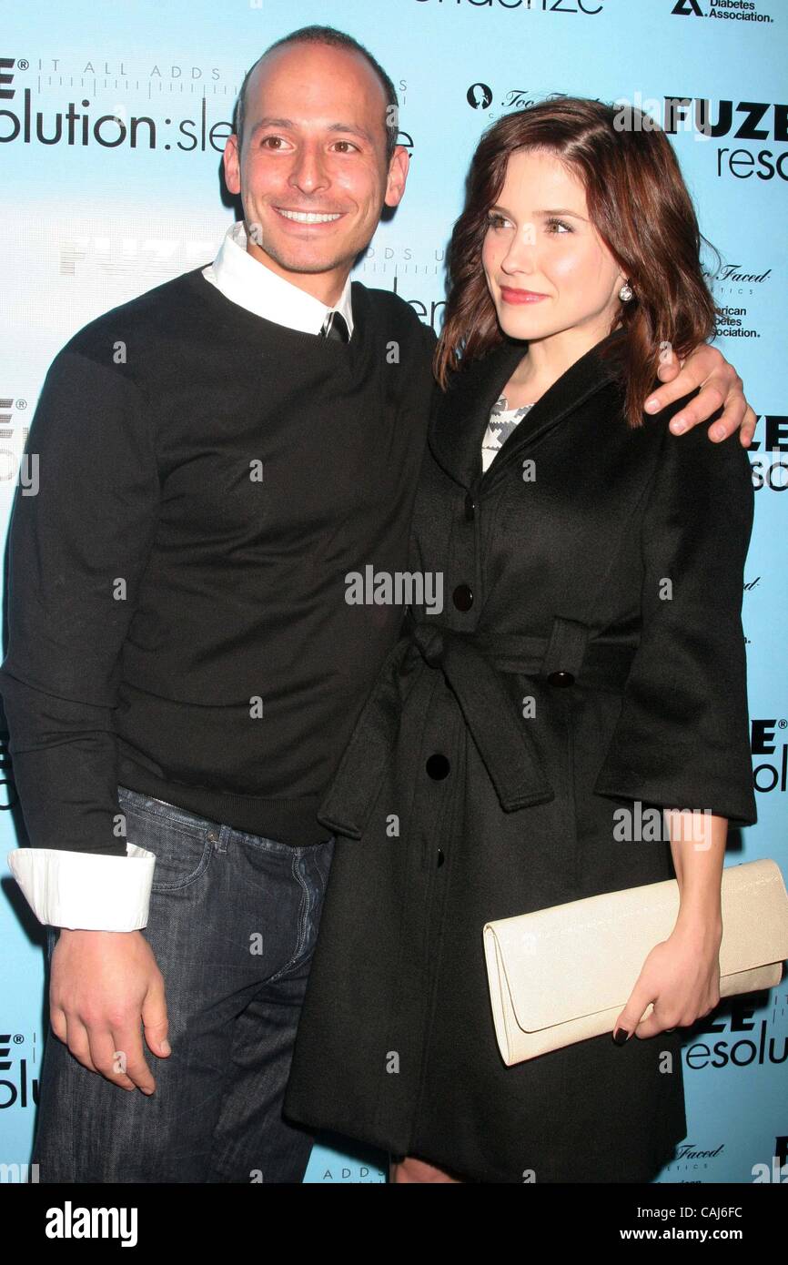 Jan. 9, 2008 - Hollywood, California, U.S. - I12559CHW.FUZE RESOLUTION ...