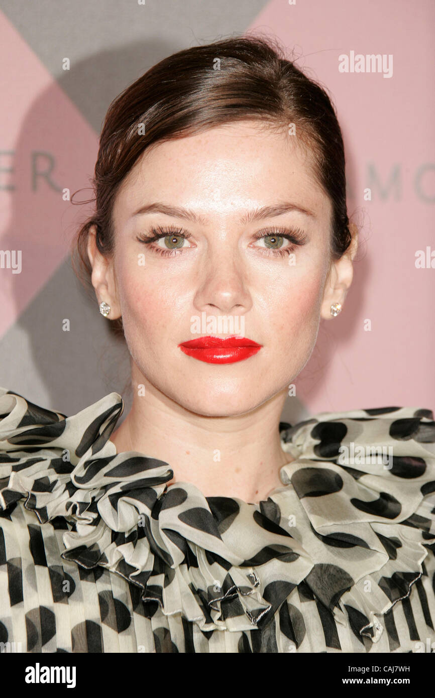 Jan 10, 2008 - Beverly Hills, California, USA - Actress ANNA FRIEL ...