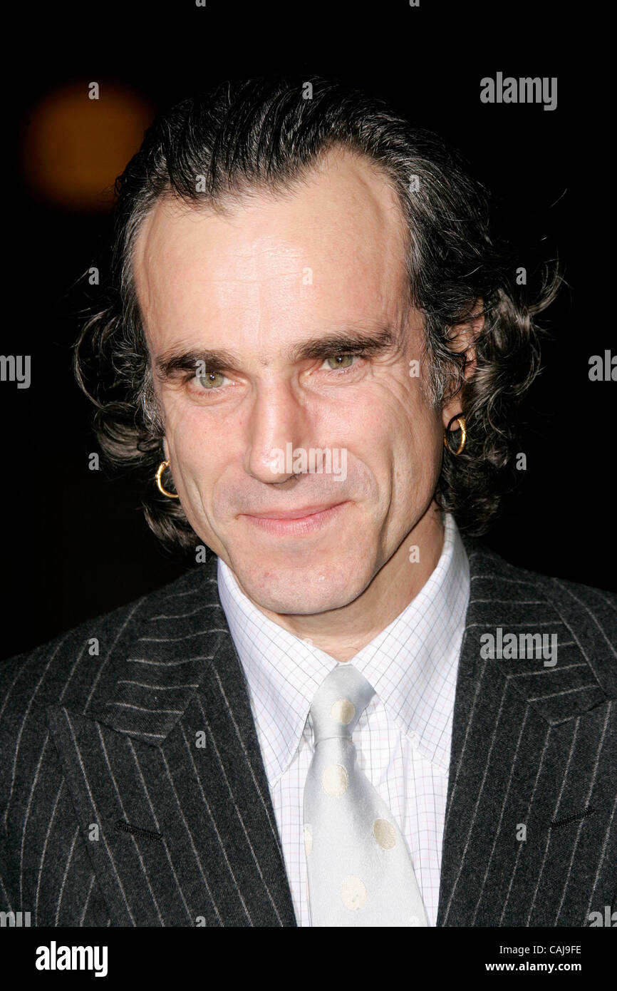 Jan 12, 2008 - Century City, California, USA - Actor DANIEL DAY-LEWIS ...