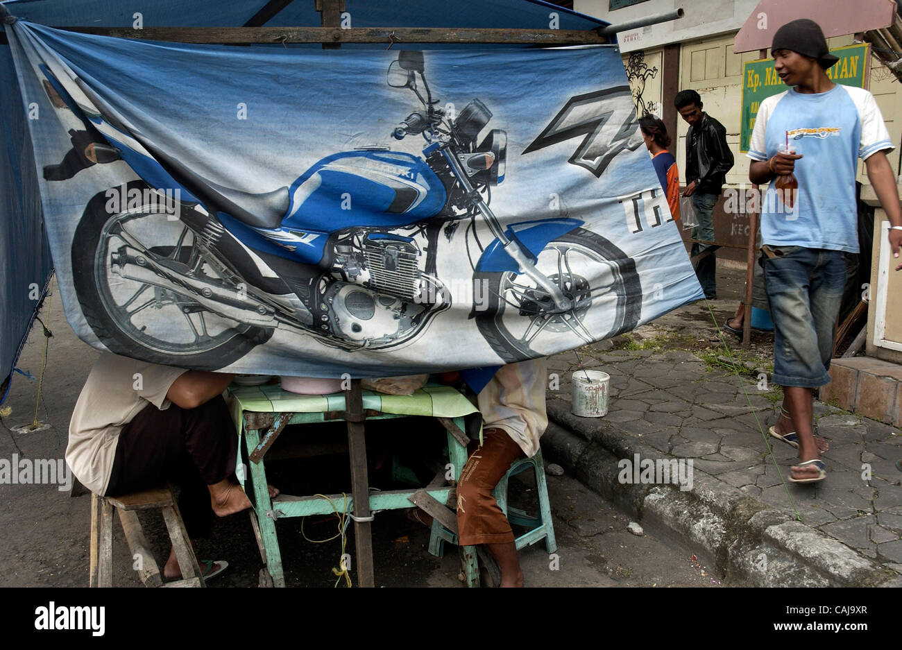 SOLO, CENTRAL JAVA, INDONESIA-JANUARY 13, 2008 Typical street food ...
