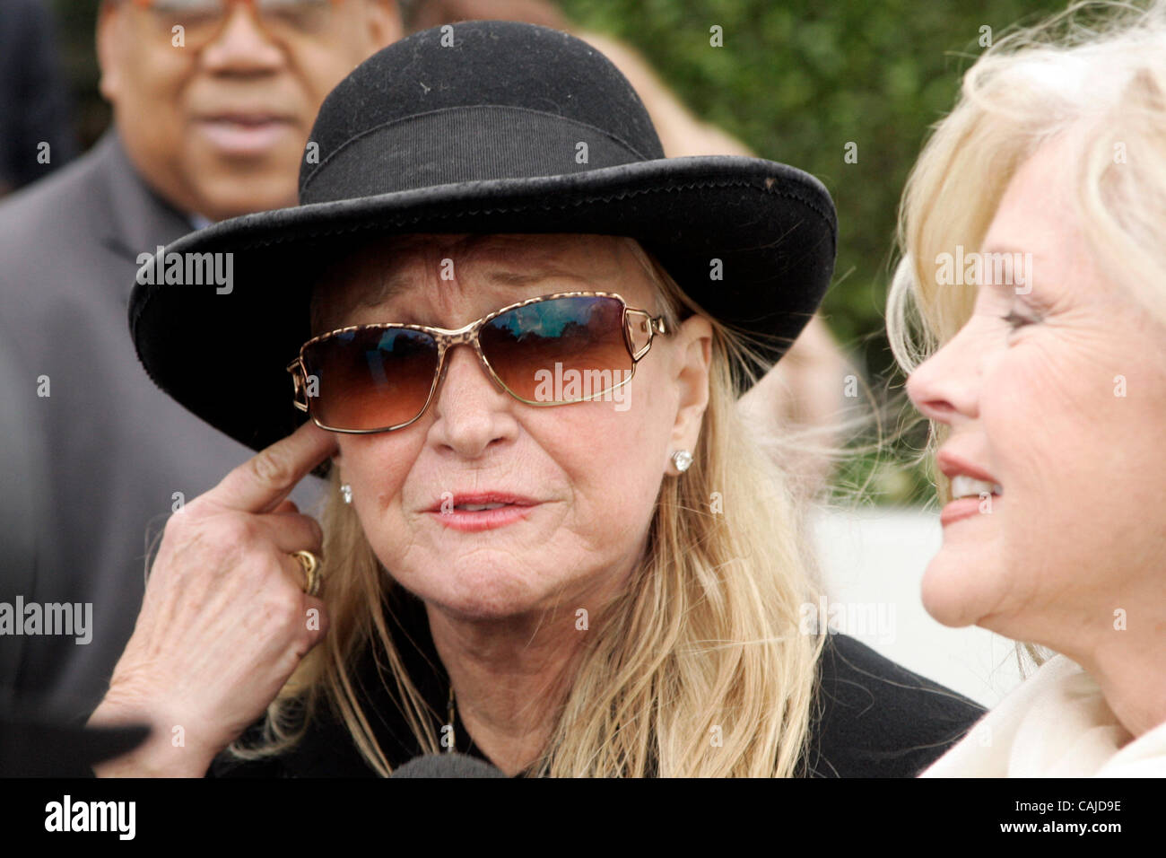 Suzanne Pleshette Funeral