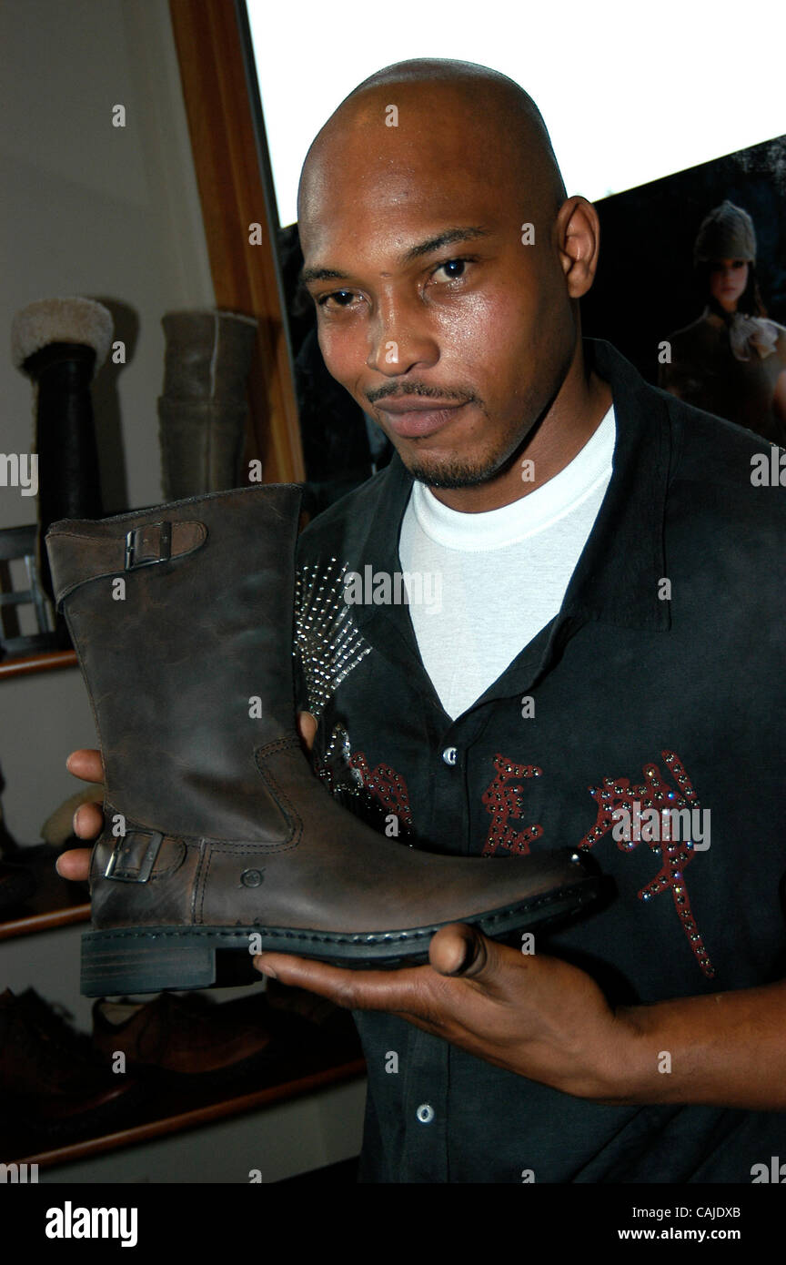 Jan 23, 2008 - Park City, Utah, USA - STICKY FINGAZ in the CUUR/TMG ...