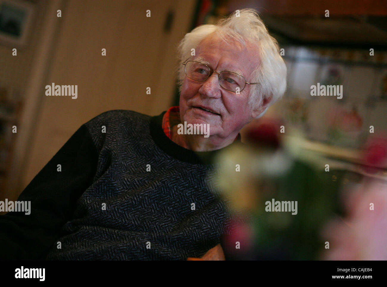 Robert bly hi-res stock photography and images - Alamy