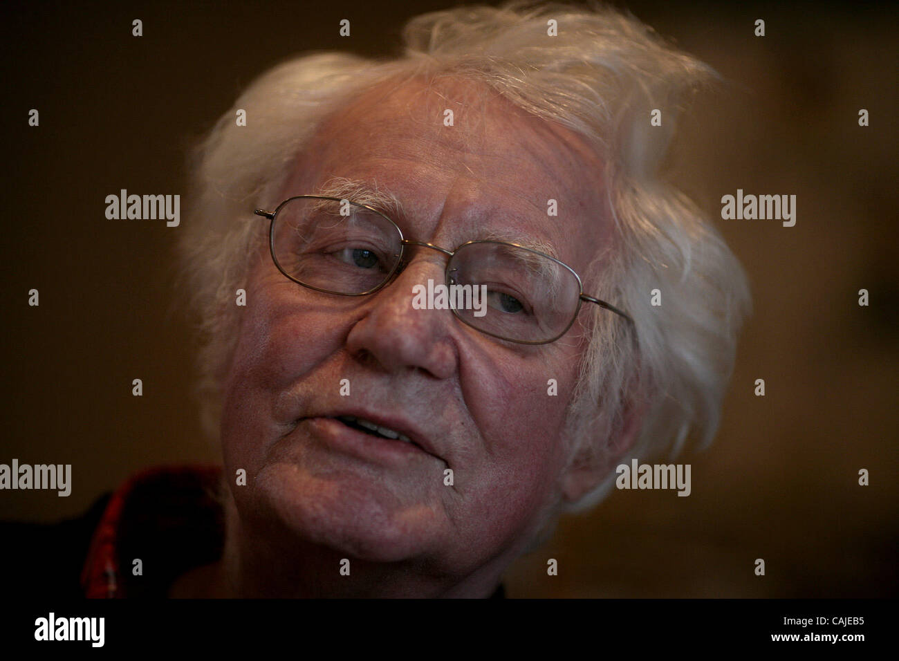 Robert bly hi-res stock photography and images - Alamy