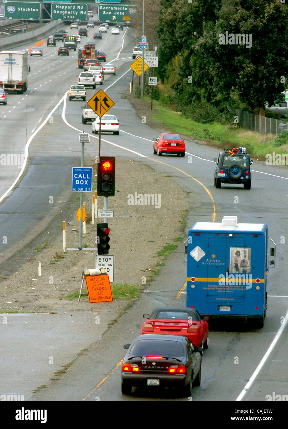 The new Foothill Road onramp metering lights to east bound 580-highway ...