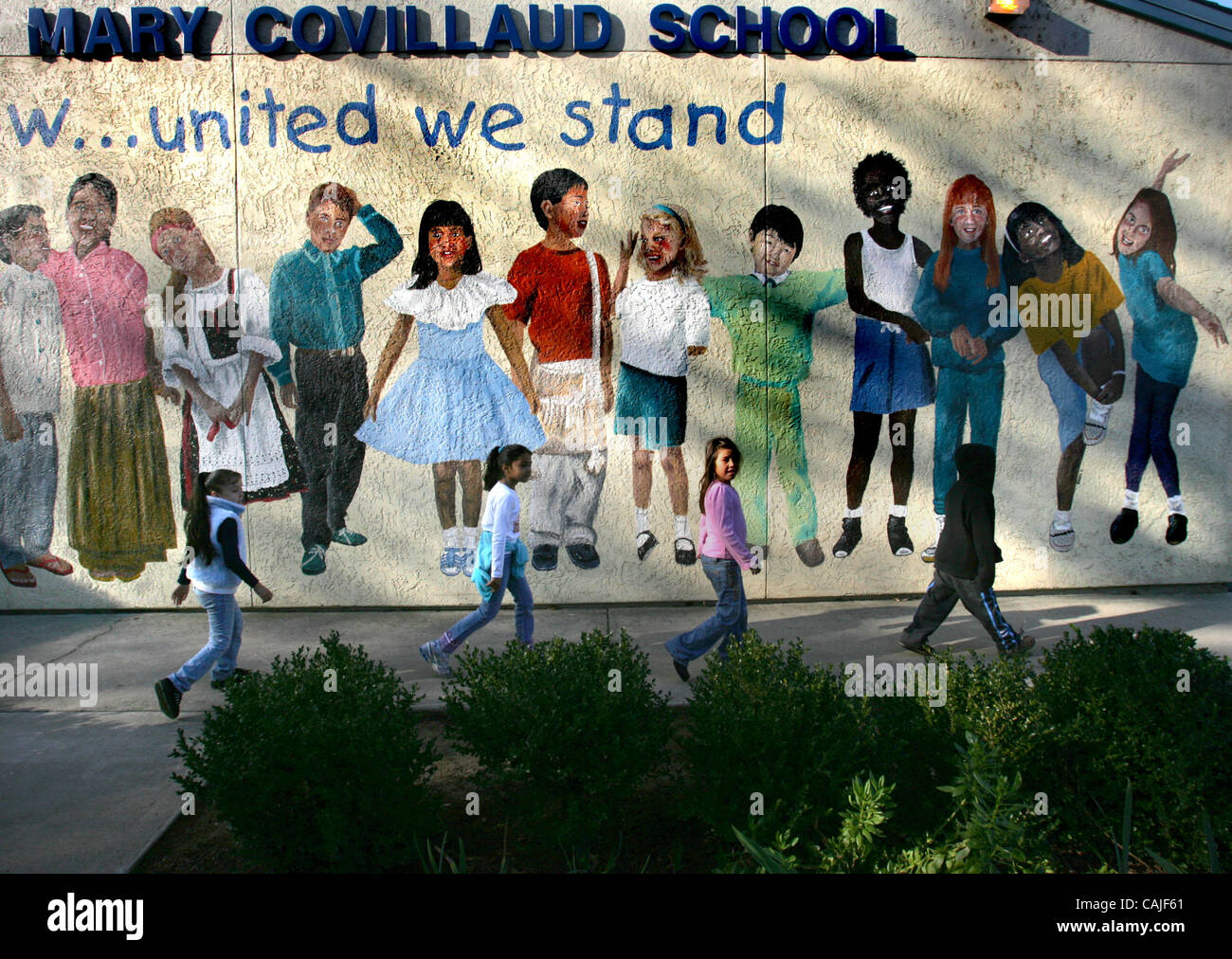 LEDE Students walk in single file to the cafeteria for lunch at Mary ...
