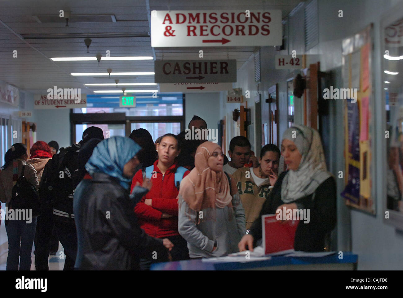 College admissions hi-res stock photography and images - Alamy