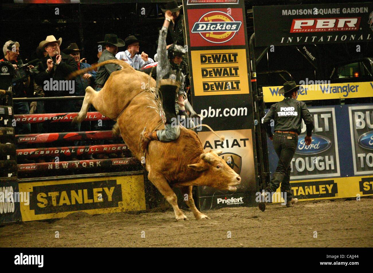 Jan. 8, 2011 - New York, New York, U.S. - Professional Bull Riding ...