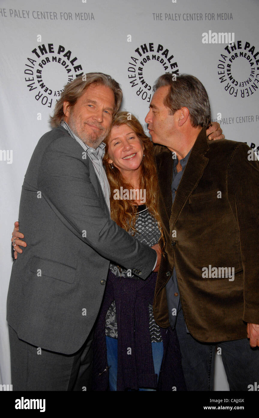 Jan. 9, 2011 - Hollywood, California, U.S. - Jeff Bridges, Cindy ...