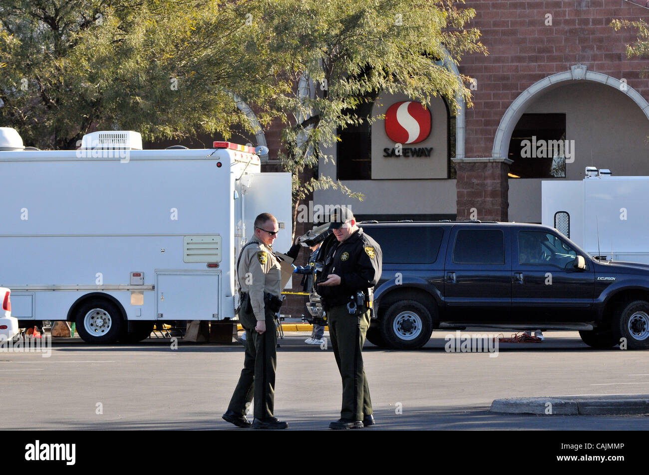 Fbi agents crime scene hi-res stock photography and images - Alamy