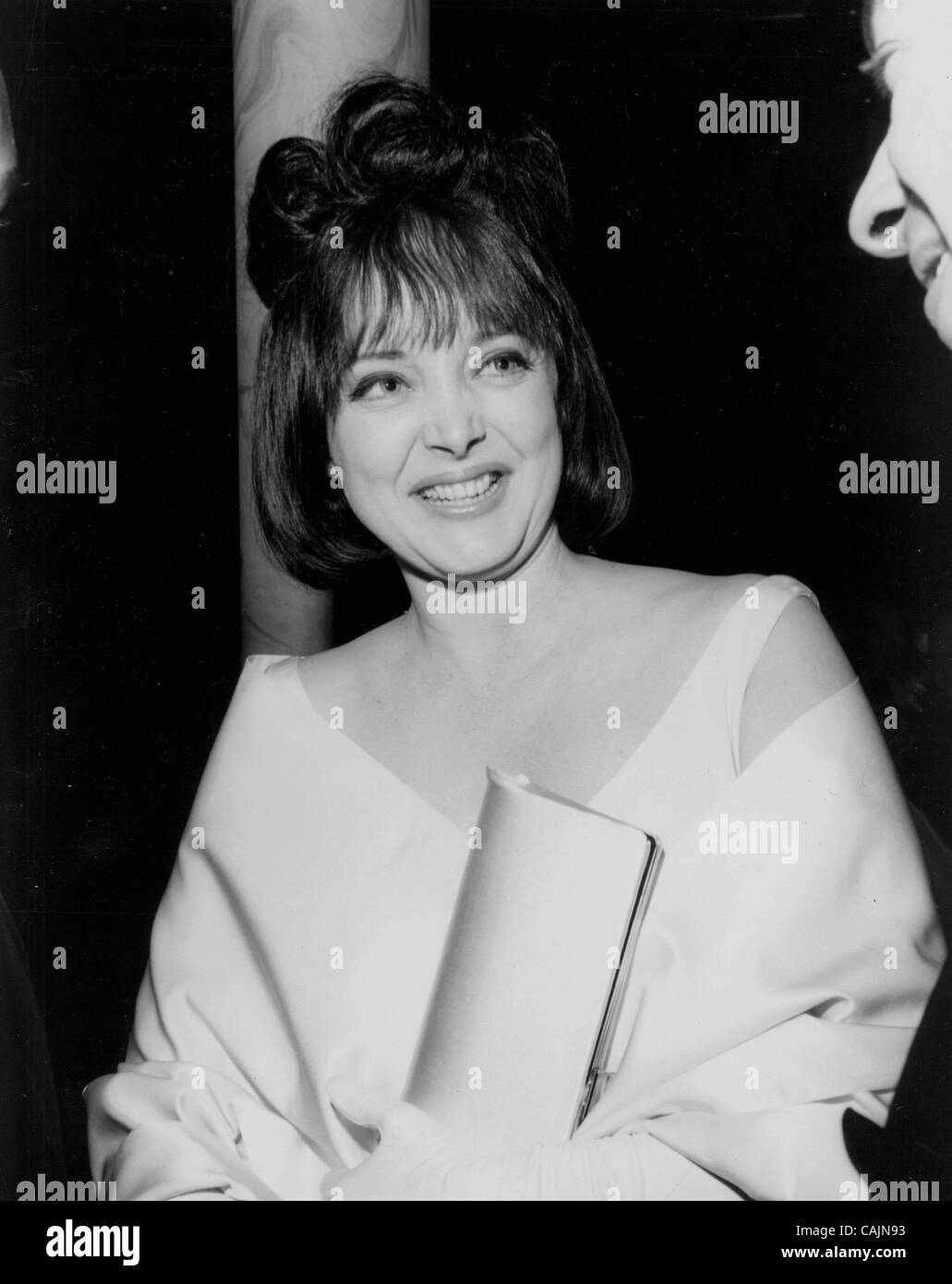 Carolyn jones hi-res stock photography and images - Alamy