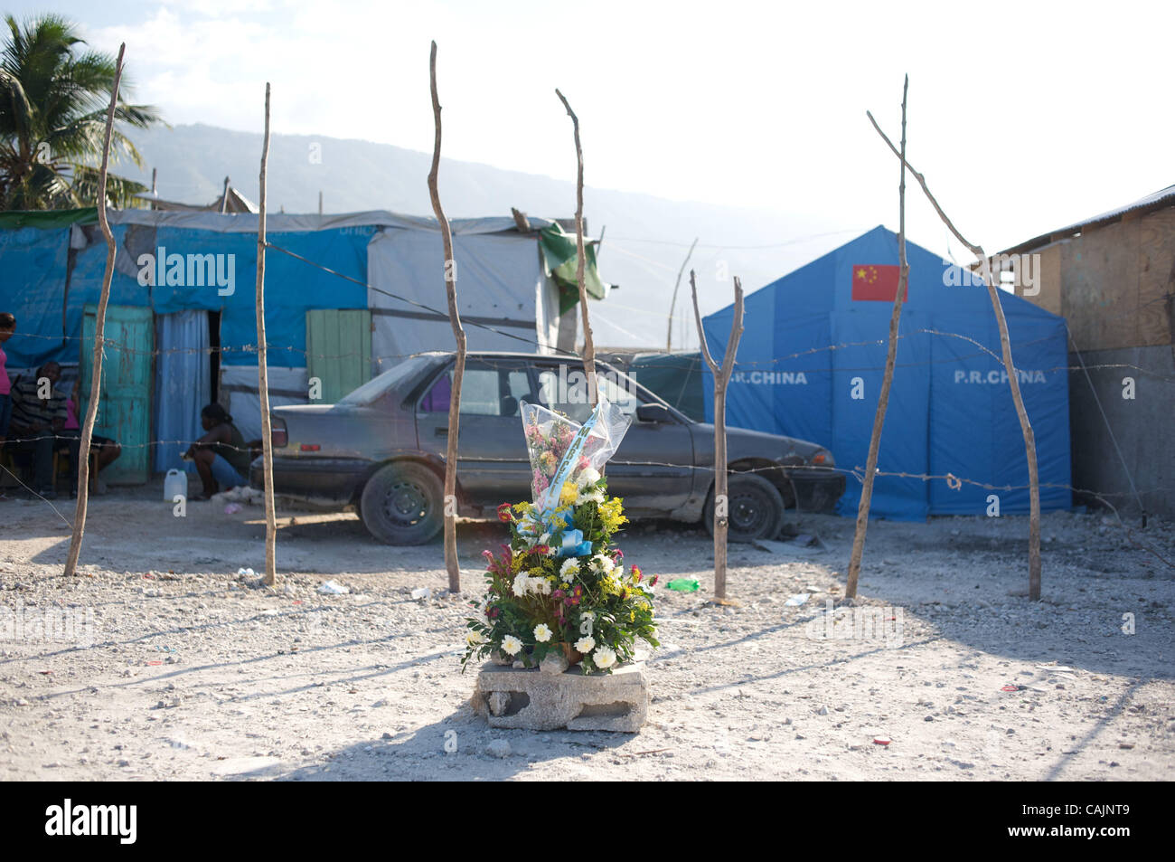 Jan 12, 2011 - Port Au Prince, Haiti - Mourners gather in Port Au ...