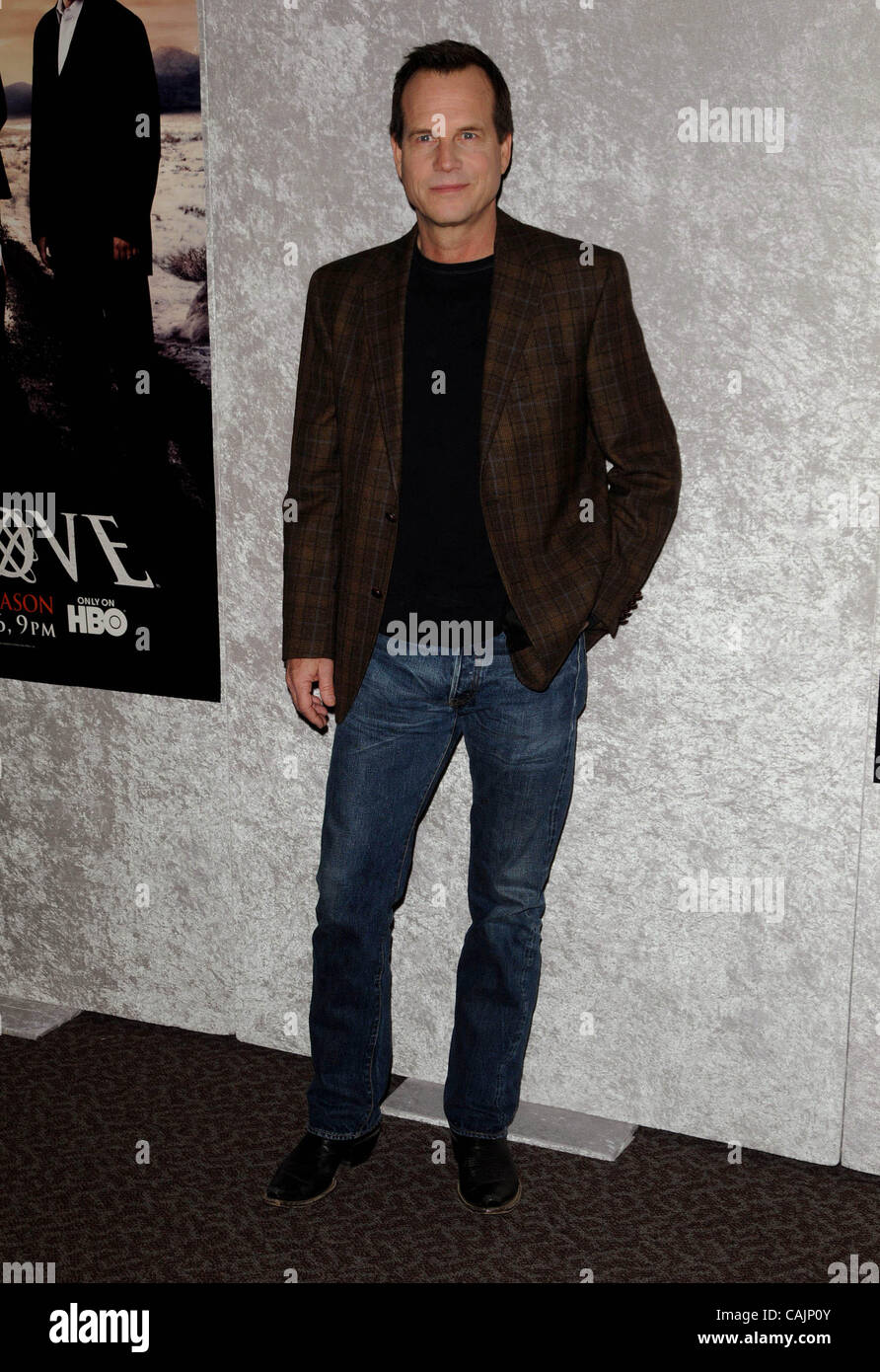 Bill paxon hi-res stock photography and images - Alamy