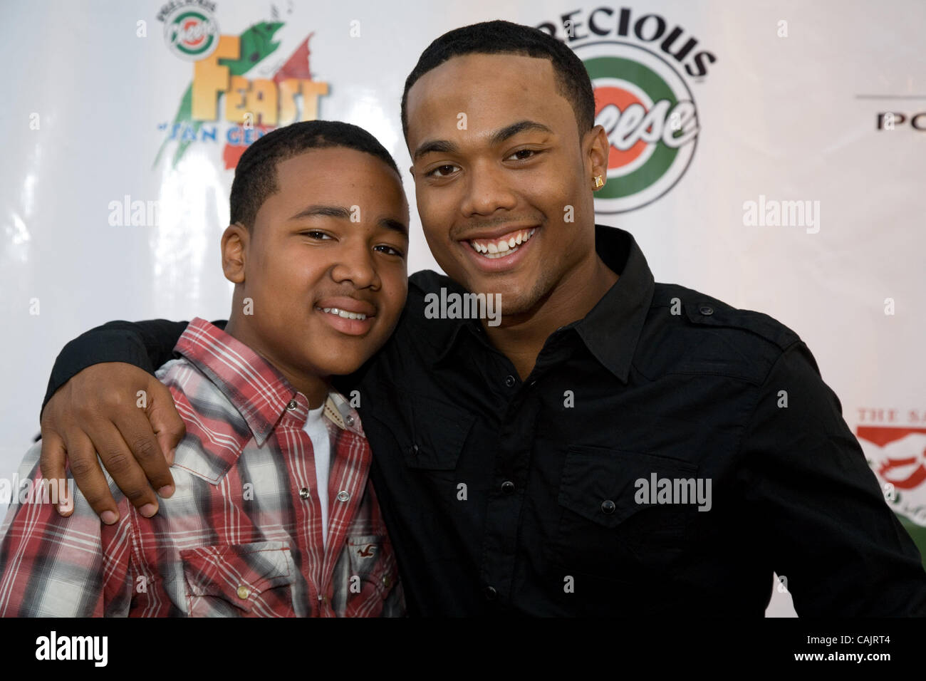 Sep 27, 2007 - Los Angeles, CA, USA - (L-R) Actors, brothers EARL ...