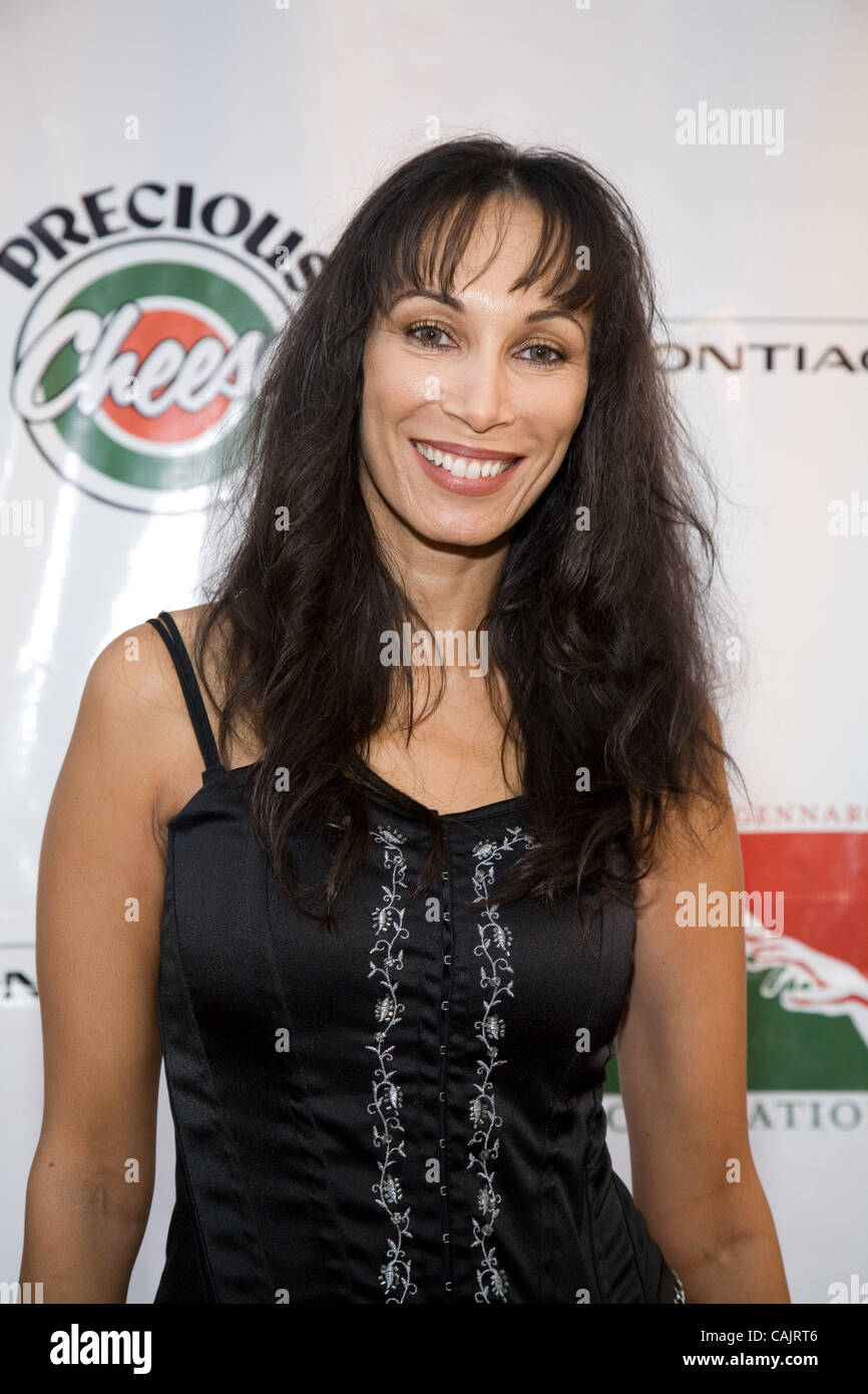 Sep 27, 2007 - Los Angeles, CA, USA - THEA PIZZAINO-STERN (City Girls ...