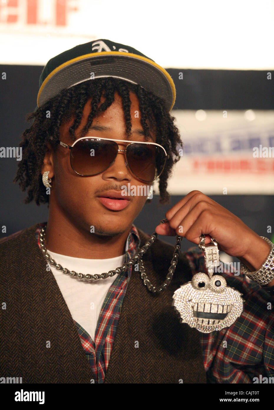 Sep 27, 2007 - Beverly Hills, CA, USA - Rapper ROMEO at the Hollywood ...
