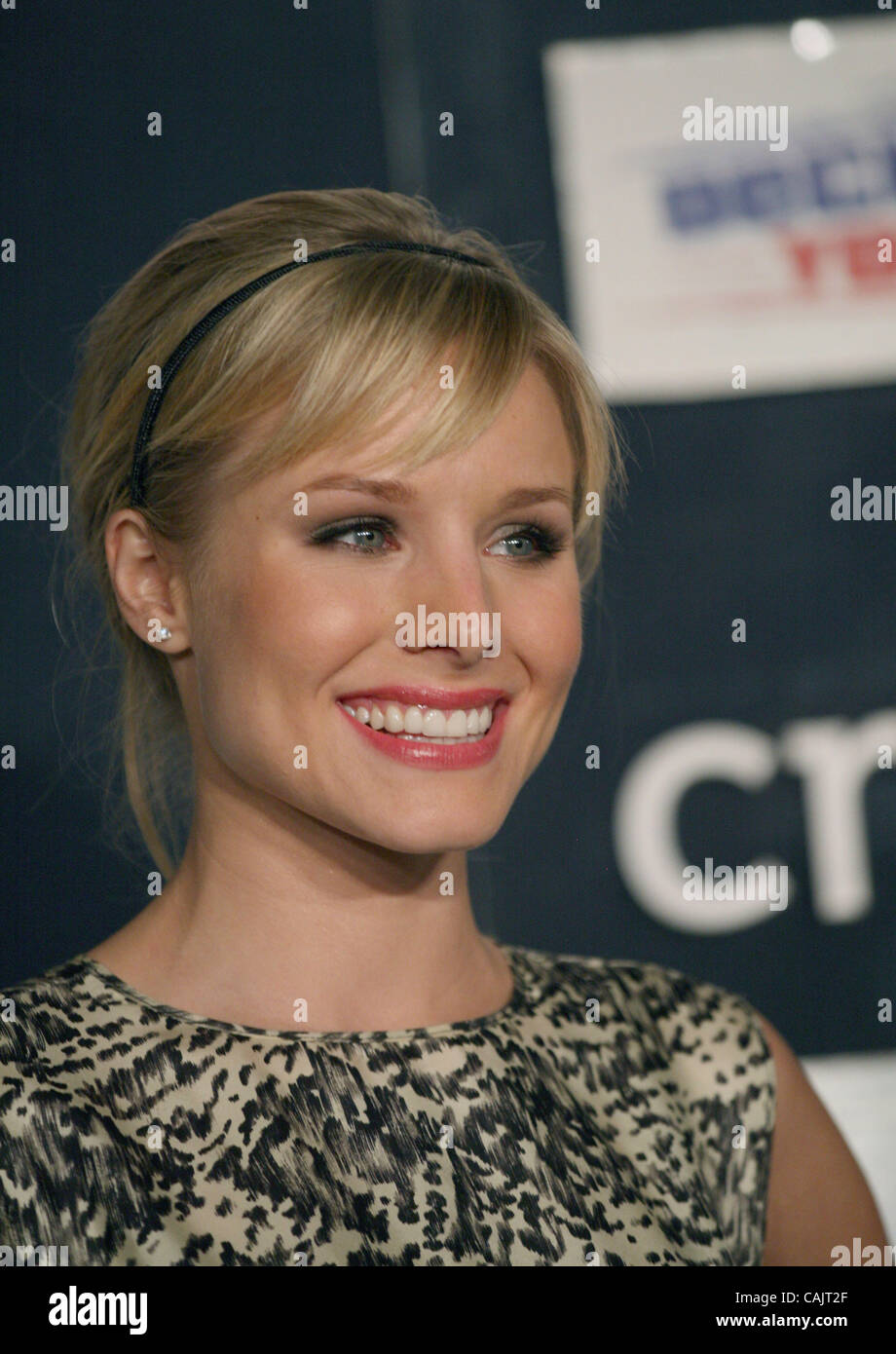 Sep 27, 2007 - Beverly Hills, CA, USA - Actress KRISTIN BELL at the ...