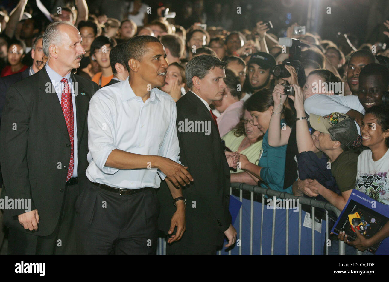 Sep 27, 2007 - New York, NY, USA - Presidential democratic candidate ...