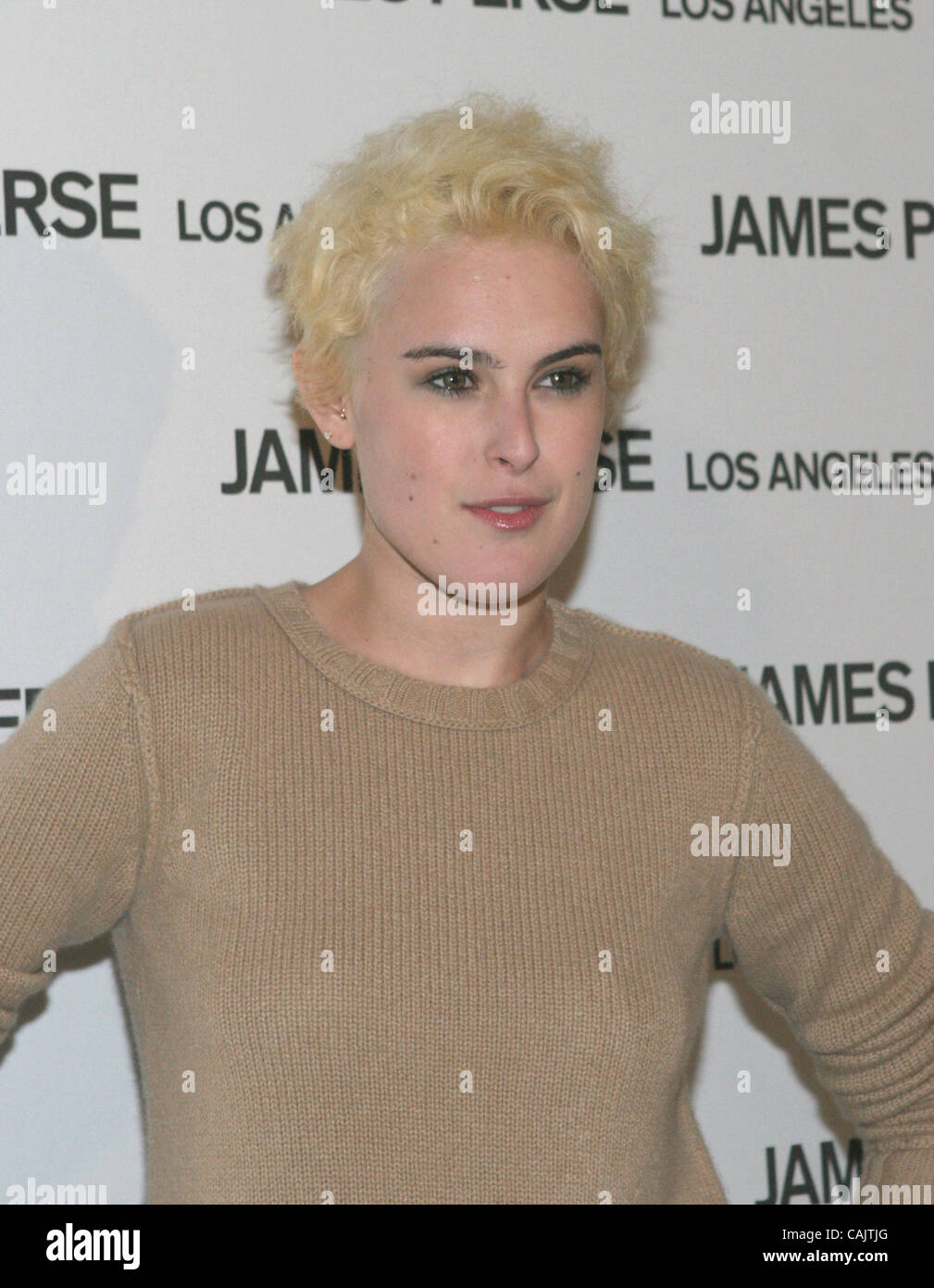 Rumer willis james perse hi-res stock photography and images - Alamy