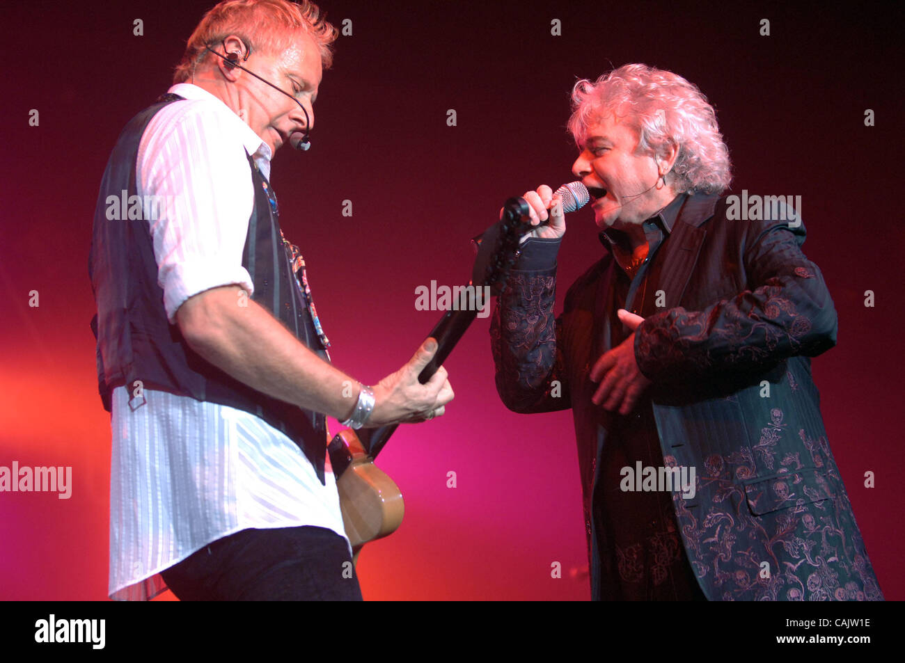Russell hitchcock and graham russell hi-res stock photography and ...