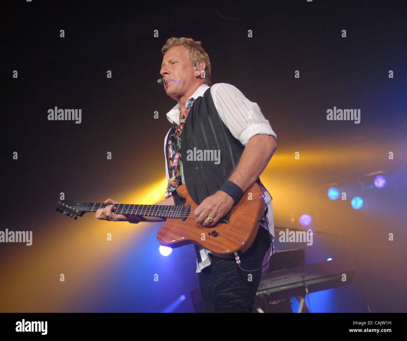 Sep. 28, 2007 Fayetteville, North Carolina; USA, Guitarist GRAHAM ...