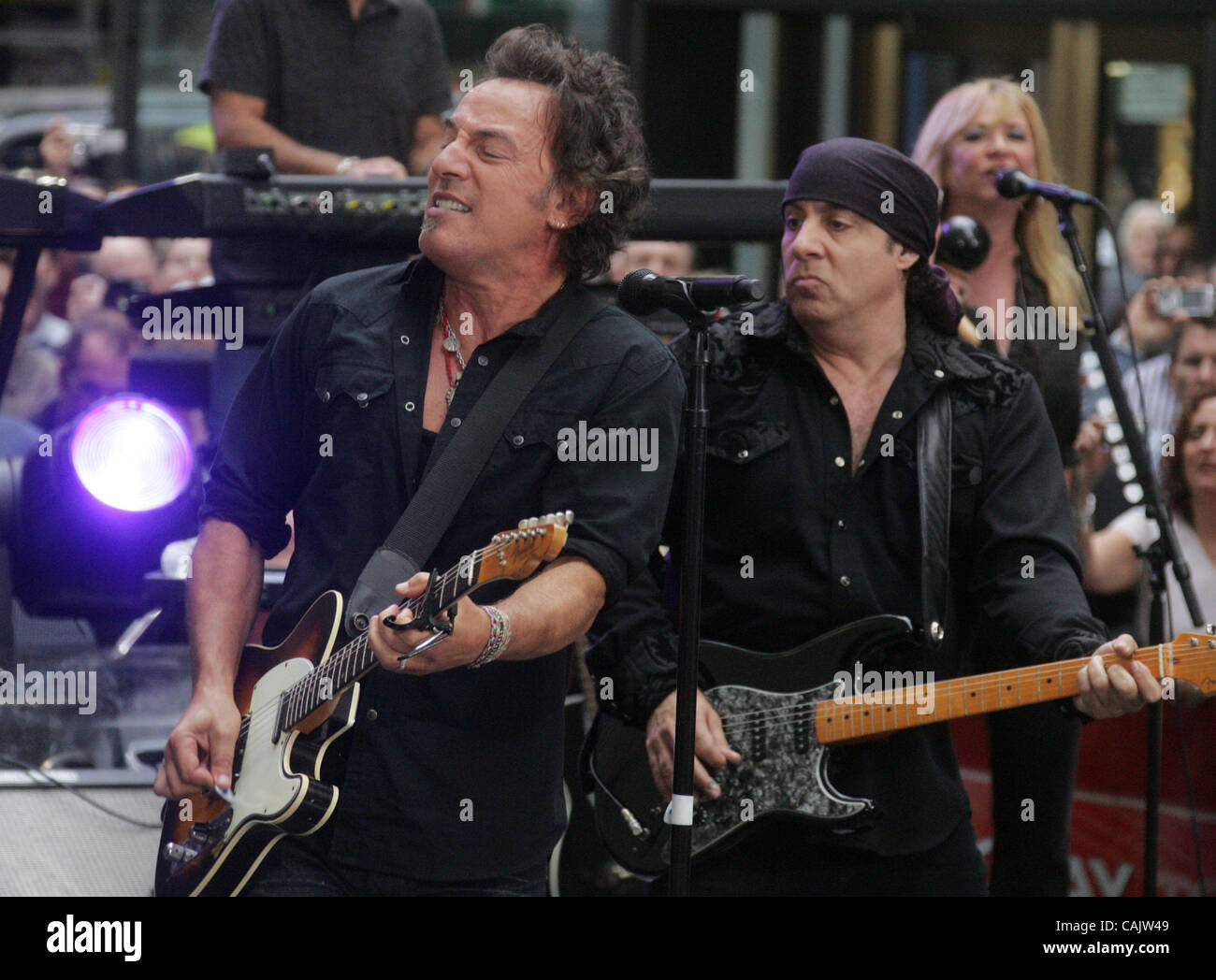 Little steven bruce springsteen hi-res stock photography and images - Alamy