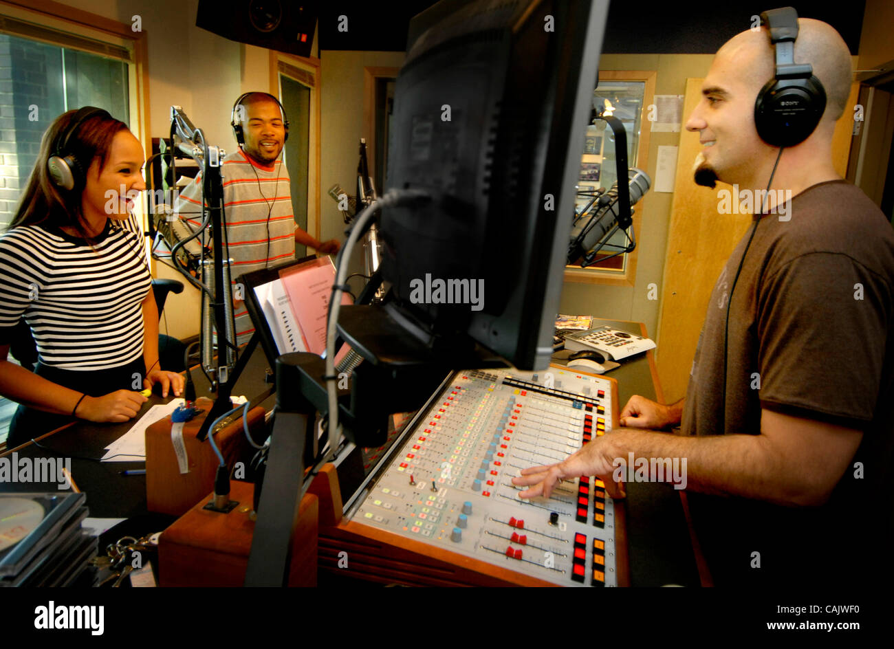 Thursday, September 27, 2007 -- Edina, Minn. -- The Tone E. Fly morning ...