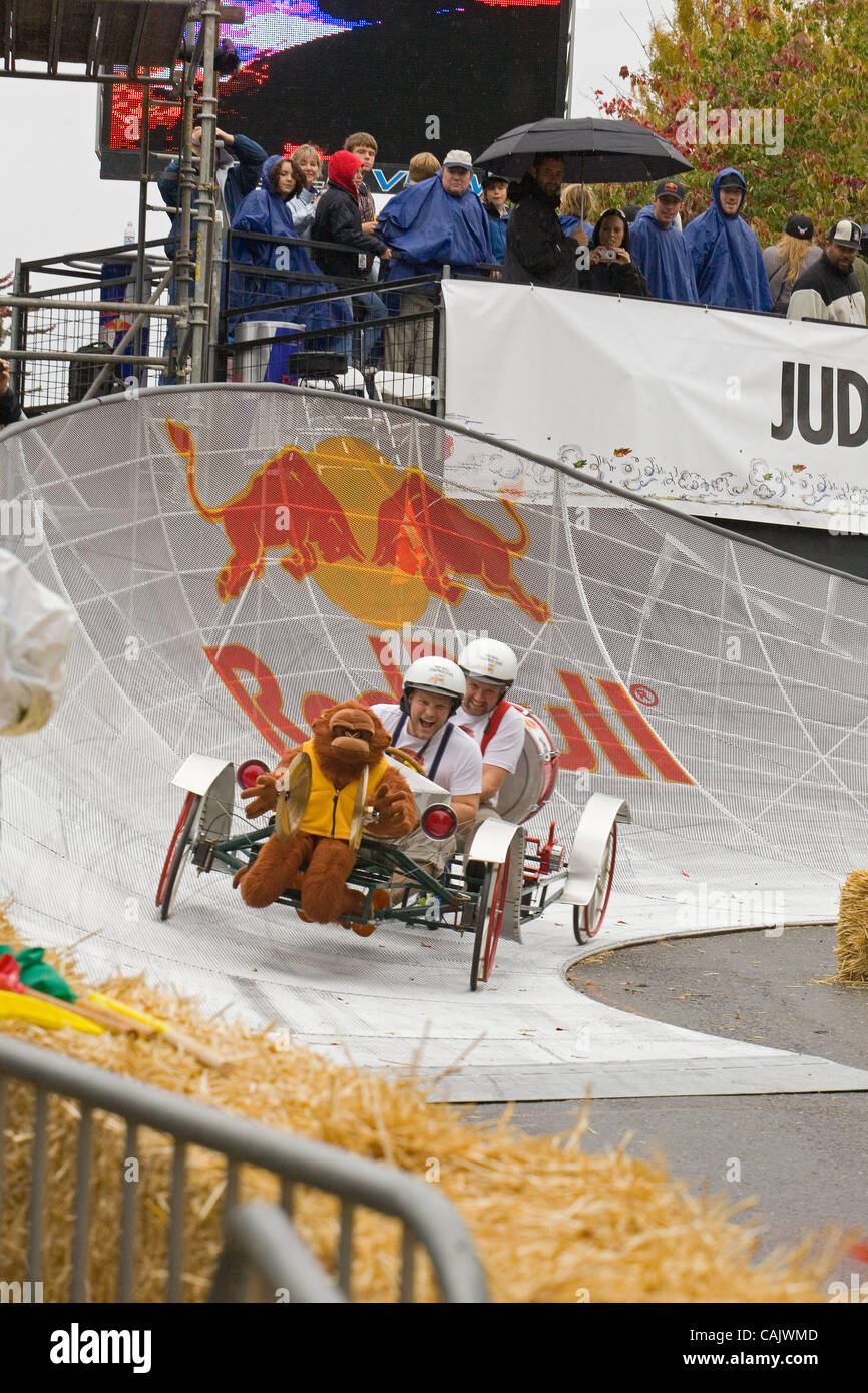 RedBull Soapbox Race SEATTLE – September 29, 2007 – More than 40,000 ...