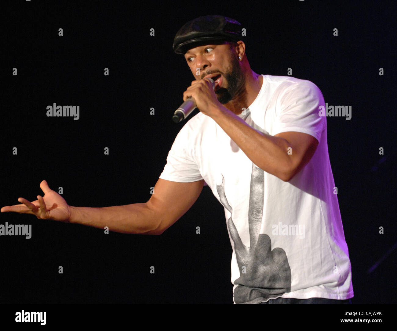 Sep. 29, 2007 Myrtle Beach, SC; USA, Rap Artist COMMON performs live as ...