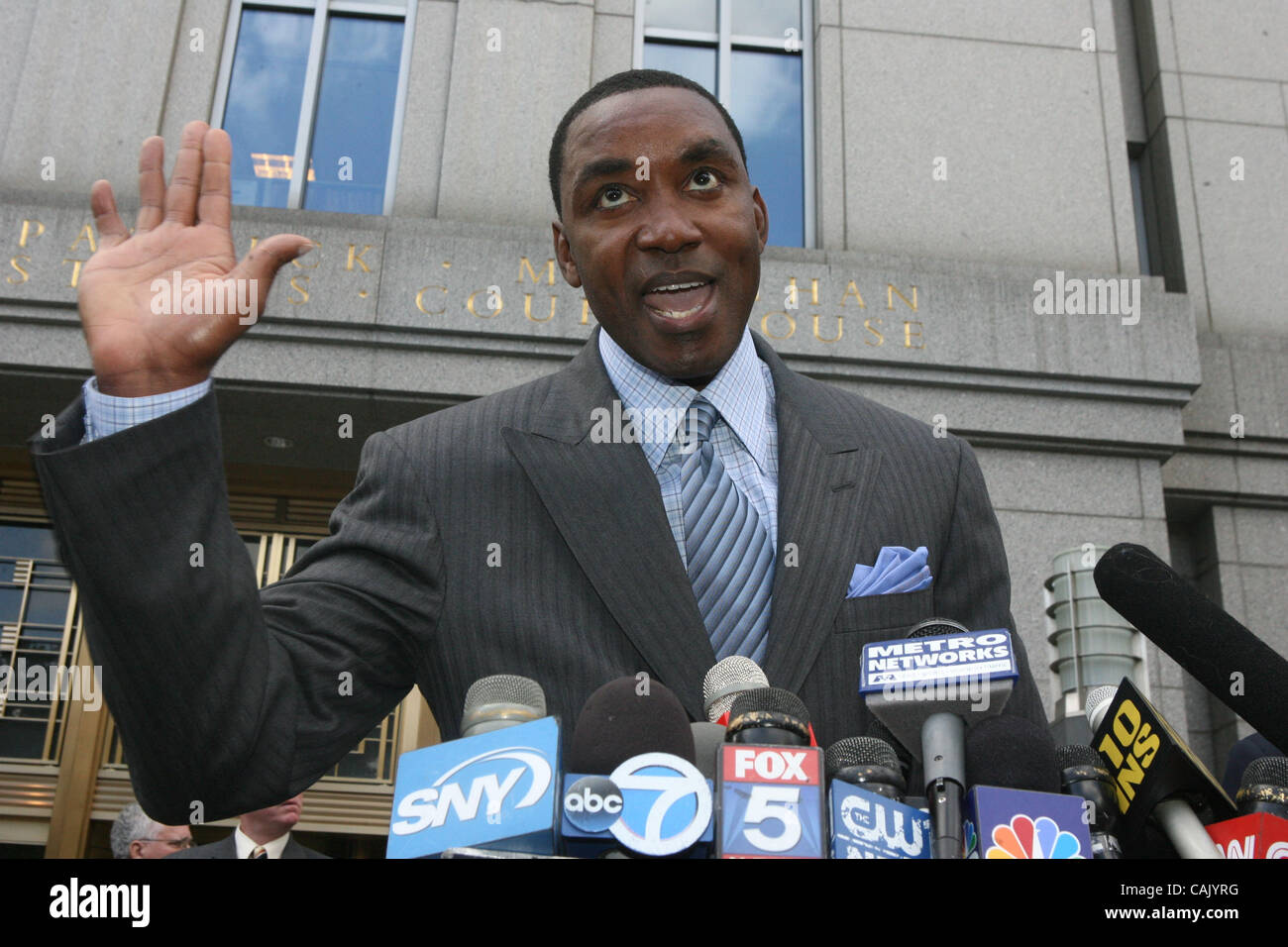Anucha browne sanders leaving manhattan federal hi-res stock photography and images - Alamy