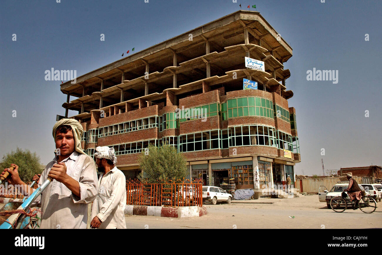 Oct 02, 2007 - Khost, Afghanistan - A new building under-construction ...