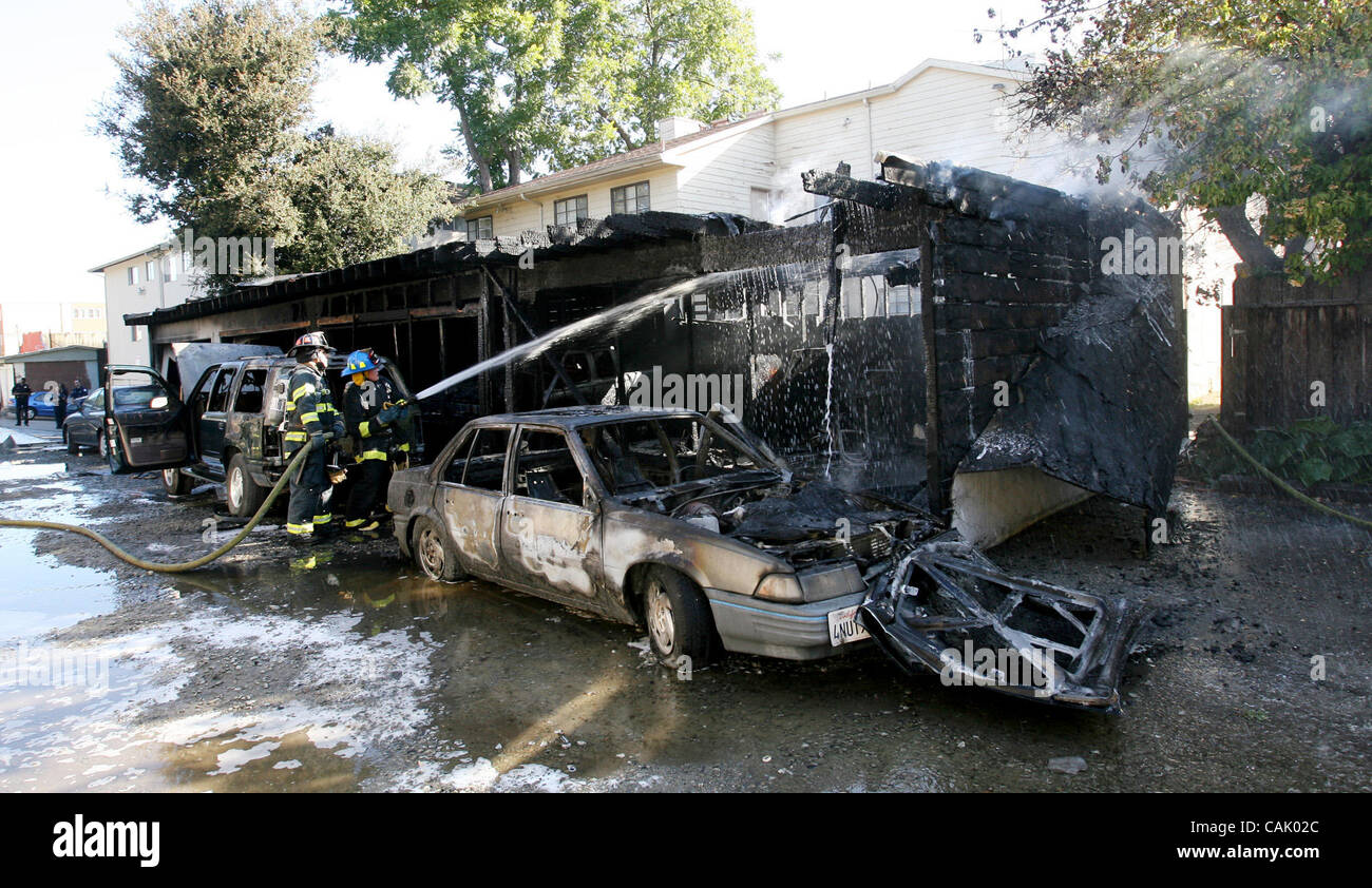October 3rd 2007 - East Palo Alto, CA, USA - Menlo Park firefighters ...