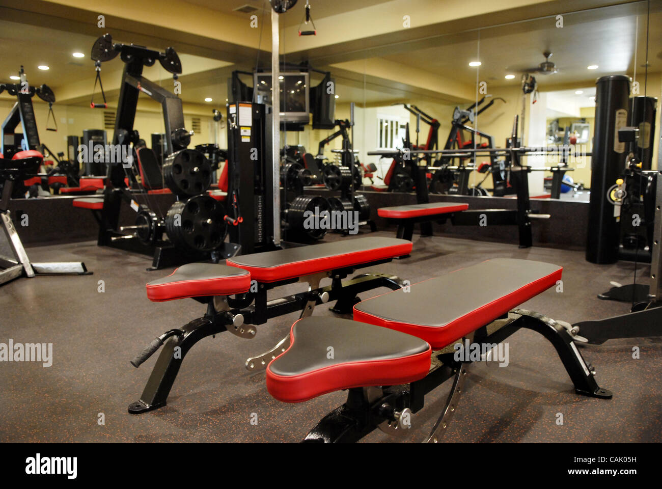Nicole murphy gym hi-res stock photography and images - Alamy