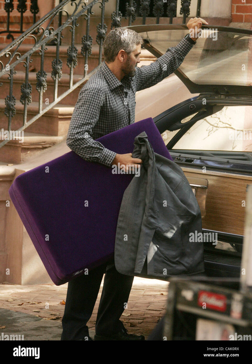 Oct 03, 2007 - New York, NY, USA - Actor GEORGE CLOONEY on the set of his new movie 'Burn After ...