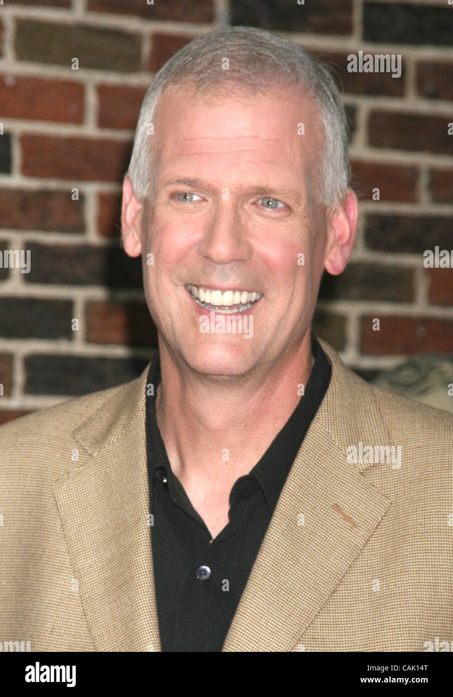 Oct 04, 2007 - New York, NY, USA - TONY SNOW at the Ed Sullivan Theater ...