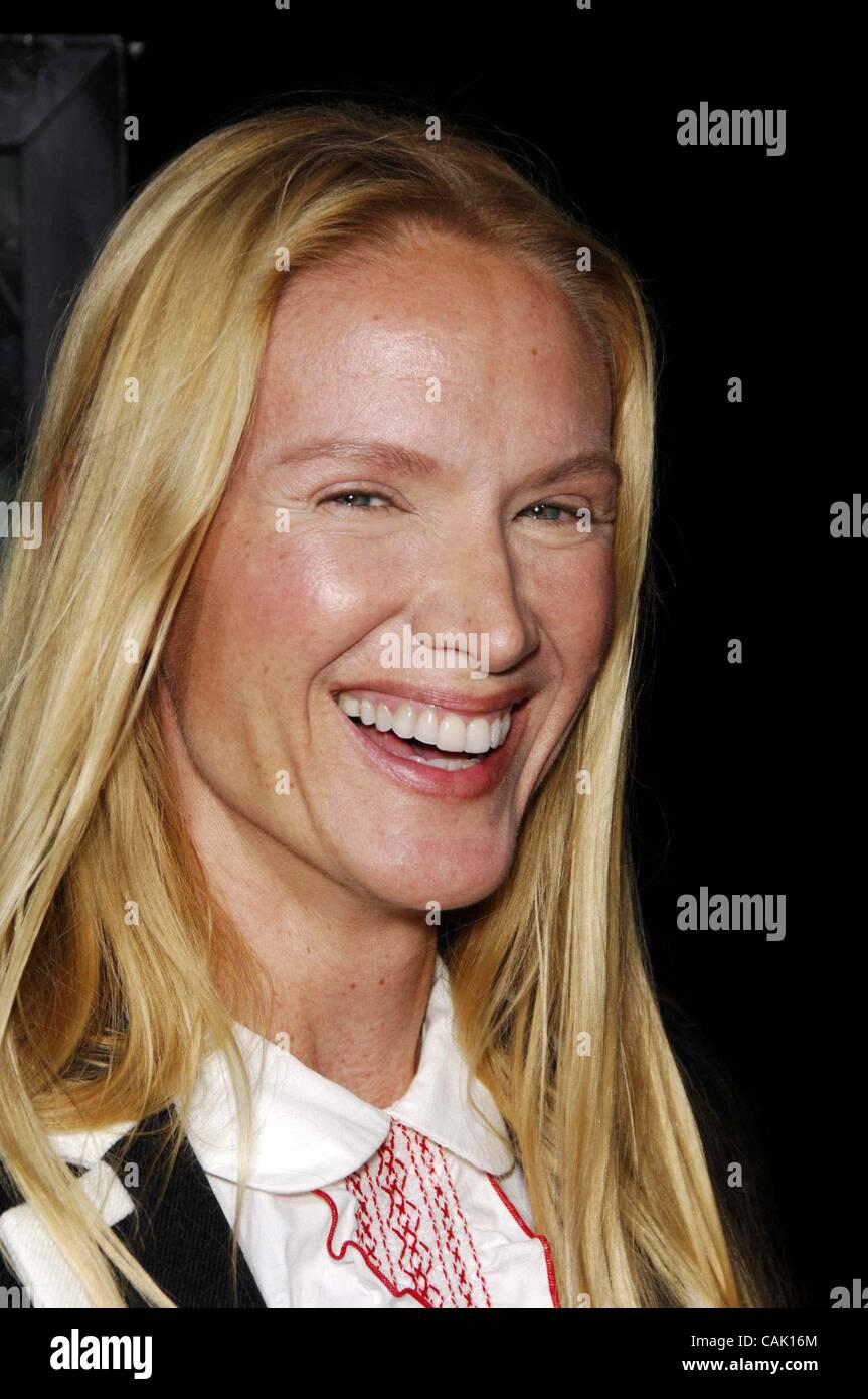 Oct. 4, 2007 - Hollywood, California, U.S. - Kelly Lynch during the ...