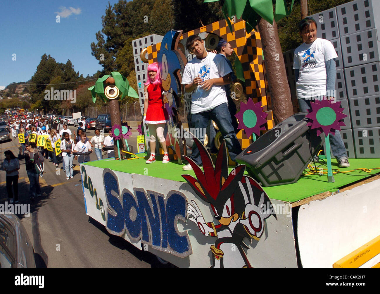 The sophomore Sonic float passes as hundreds of kids follow behinds ...