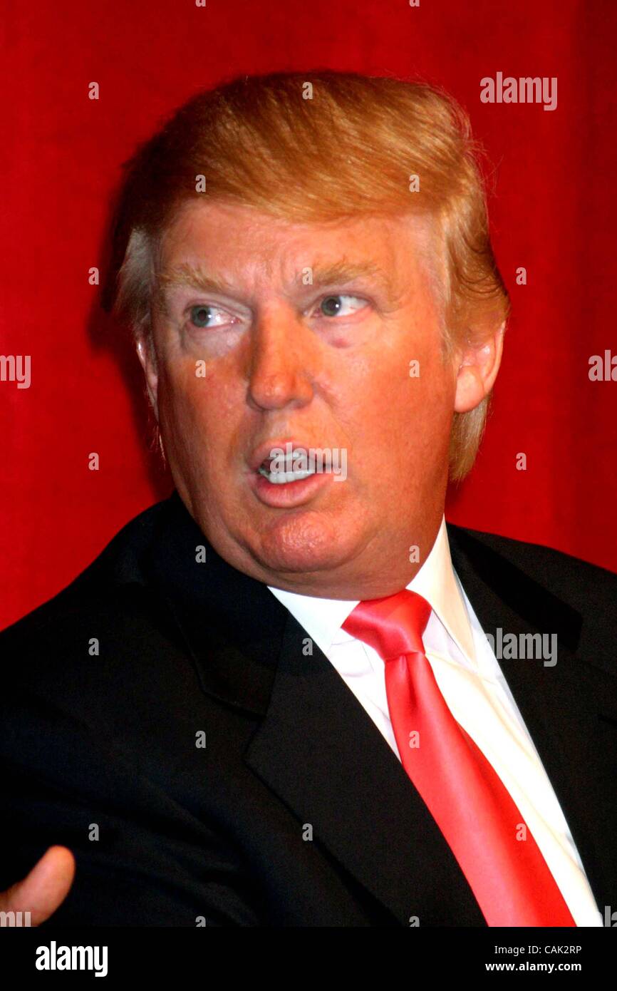Sept. 18, 2007 - New York, New York, U.S. - K54721JBU.DONALD TRUMP ...