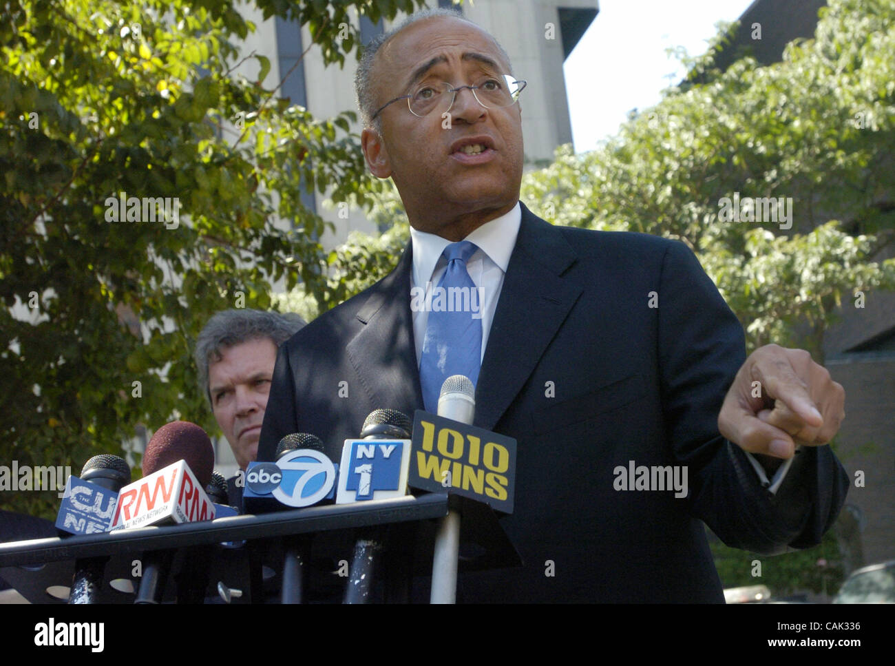 New York City Comptroller William C. Thompson, Jr. issues an audit ...