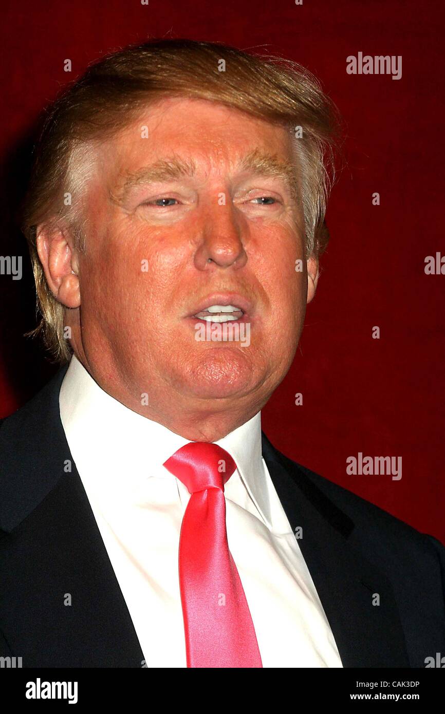 Sept. 19, 2007 - New York, New York, U.S. - K54733ML.DONALD TRUMP ...