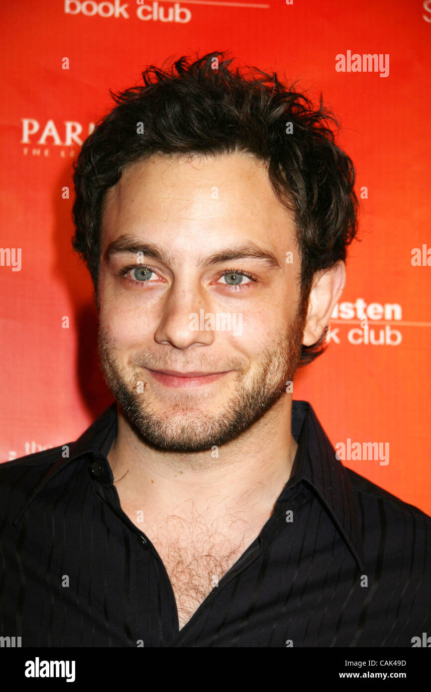 Sep 20, 2007 - Hollywood, CA, USA - Actor JONATHAN SADOWSKI arriving at ...