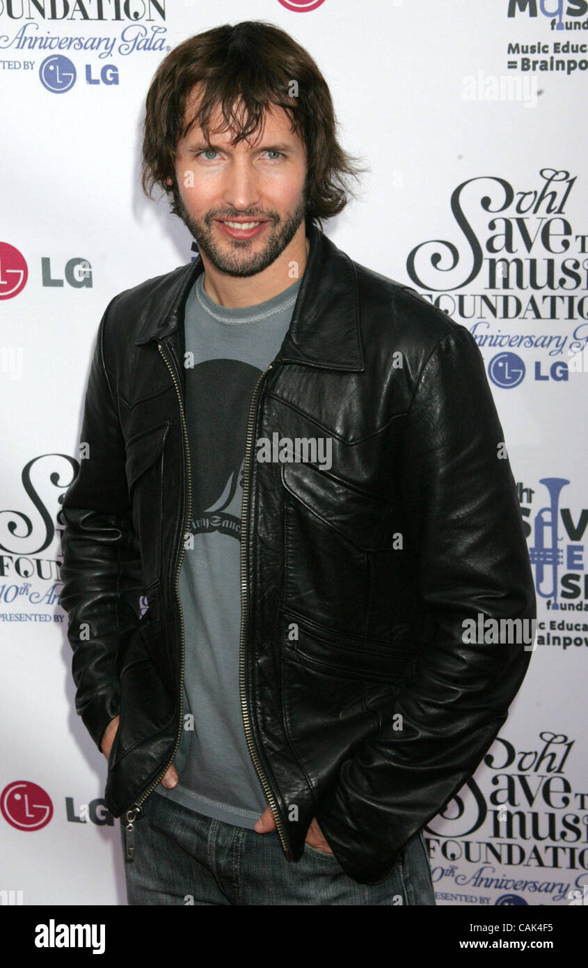 Sep 20, 2007 - New York, NY, USA - Singer JAMES BLUNT at the arrivals ...