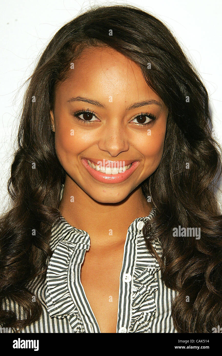 © 2007 Jerome Ware/Zuma Press Actress AMBER STEVENS during arrivals at ...