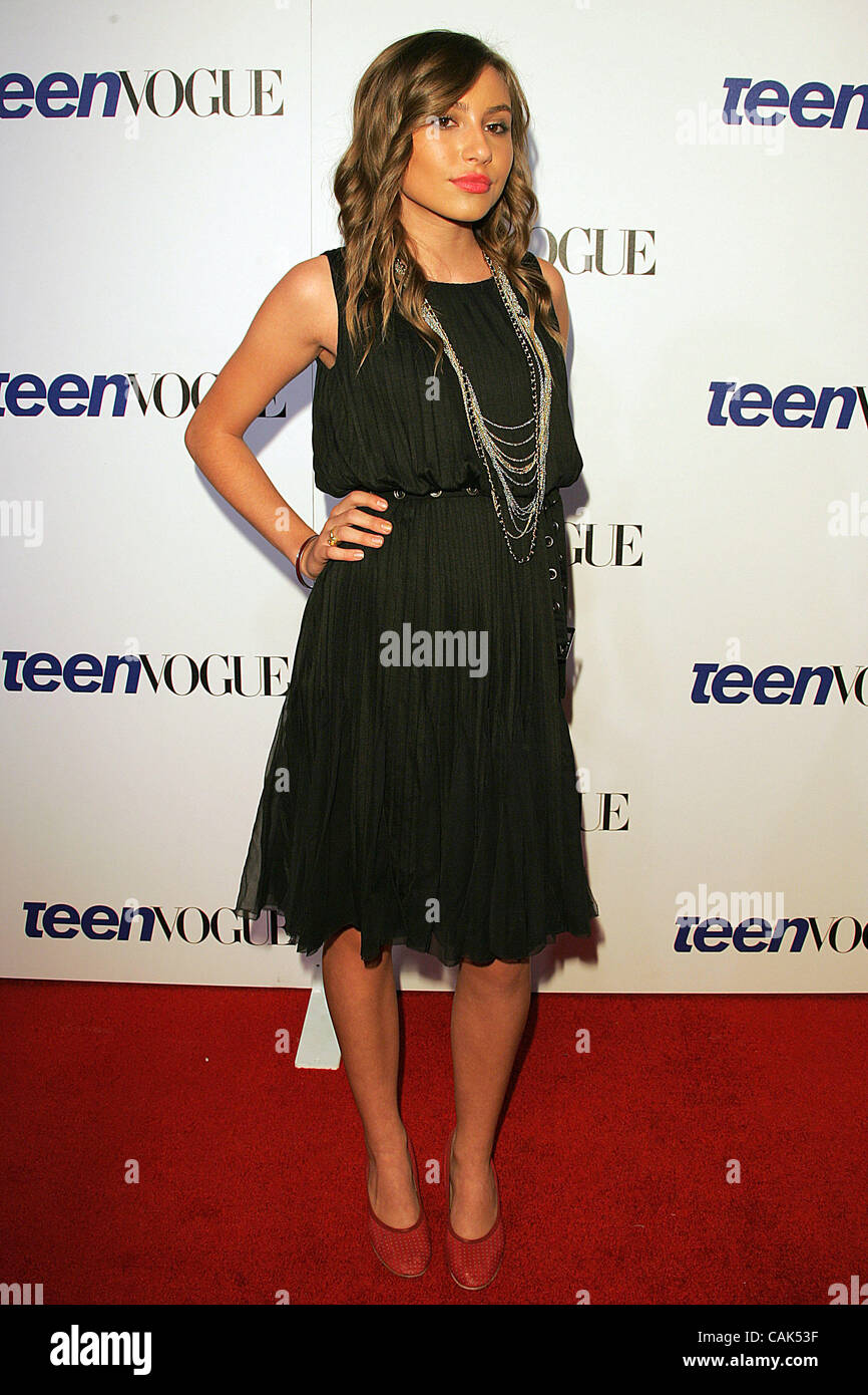 Chloe azria hi-res stock photography and images - Alamy