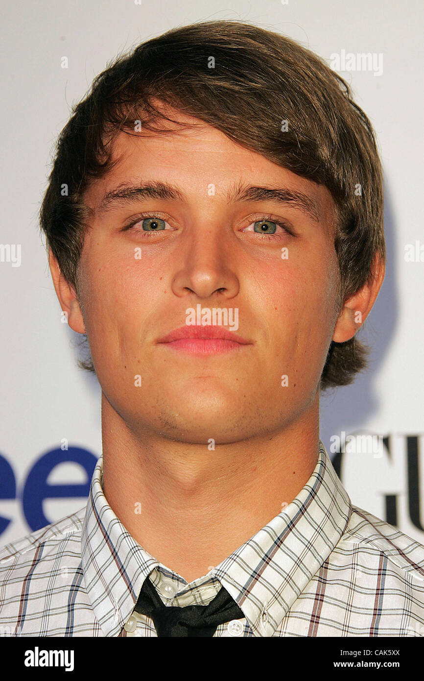 Sep 20, 2007 - Los Angeles, CA, USA - Actor ZACK LIVELY during arrivals ...